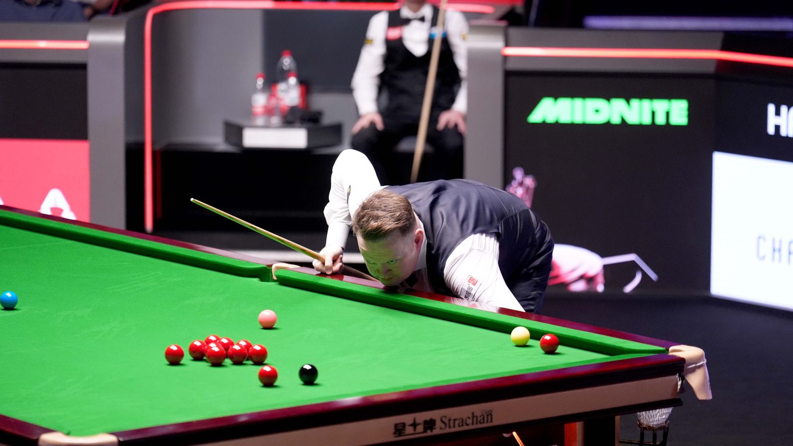 World Snooker Championship final: Wu Yize holds overnight lead over ...
