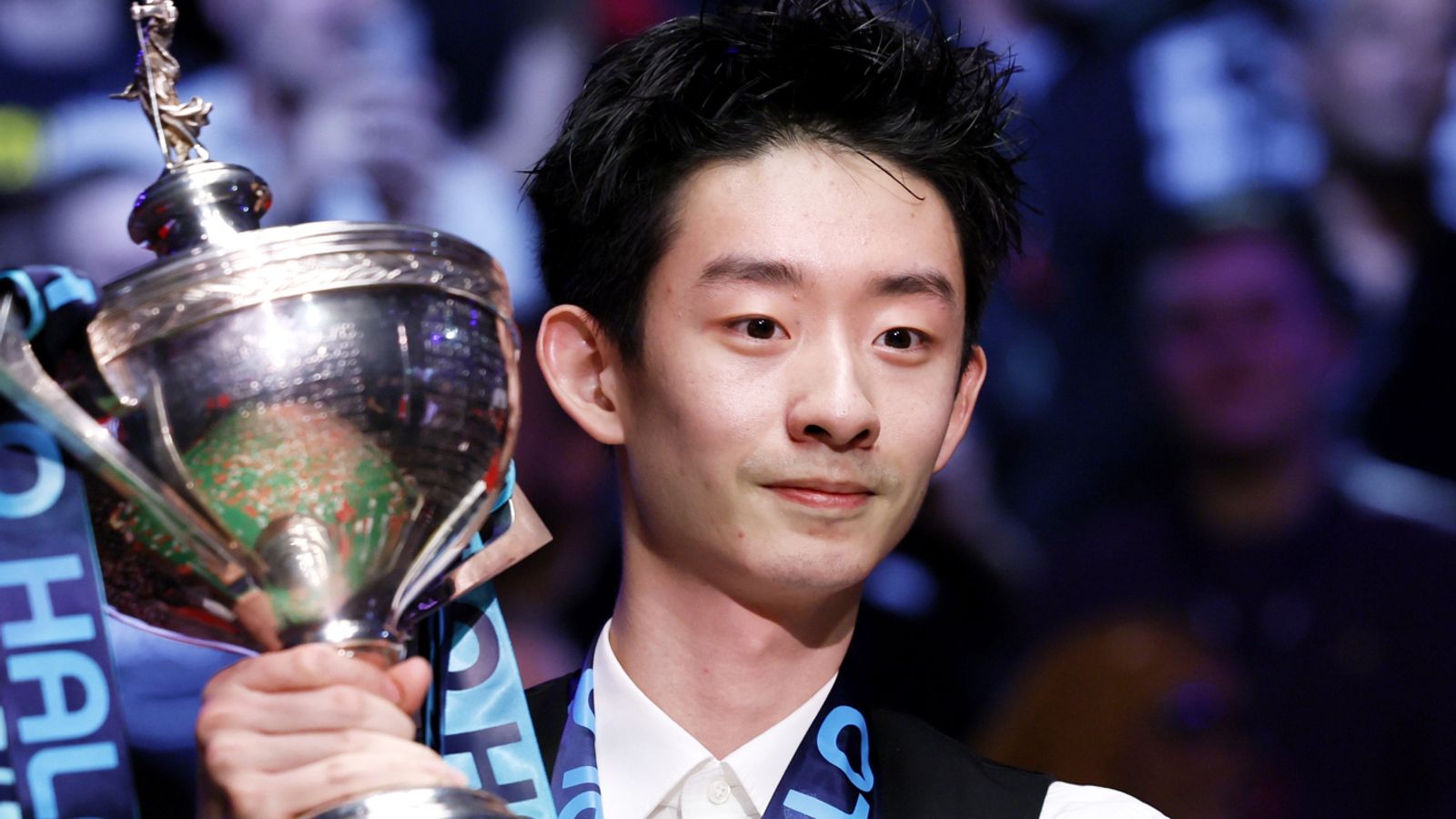 Wu Yize: New snooker world champion reveals text exchange with Ronnie O ...
