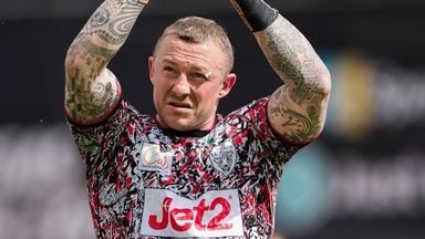 Super League: Josh Charnley scores hat-trick to break all-time tries ...